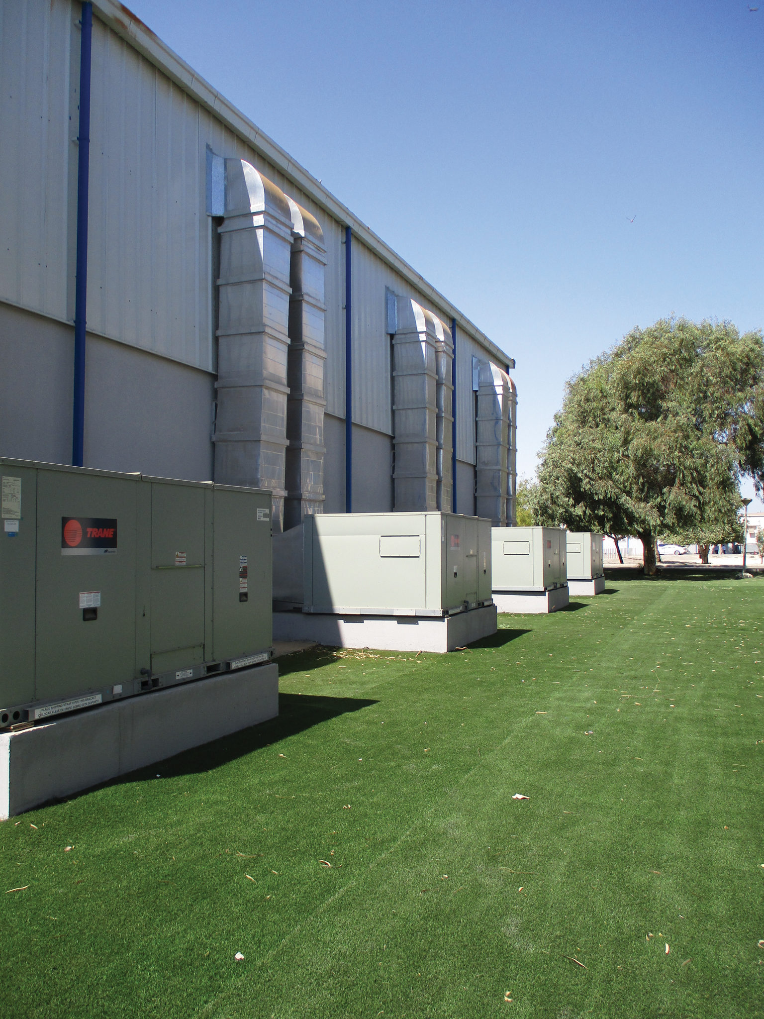Jubail Technical Institute Main GYM Hall (JTI) - SALEM BALHAMER HVAC